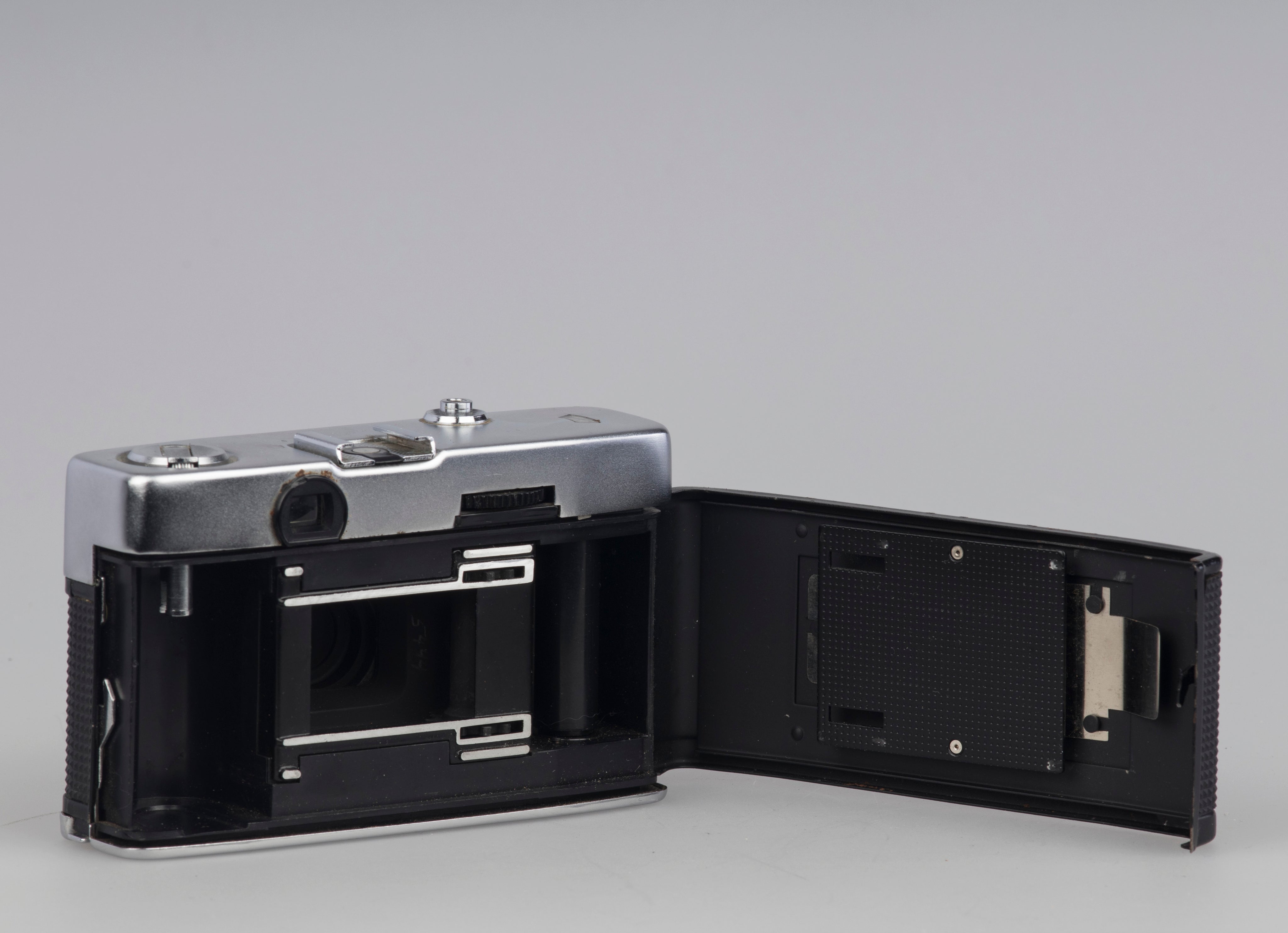 Direct Film CD35 (Halina 35-600) 35mm film camera w/50B flash – New ...