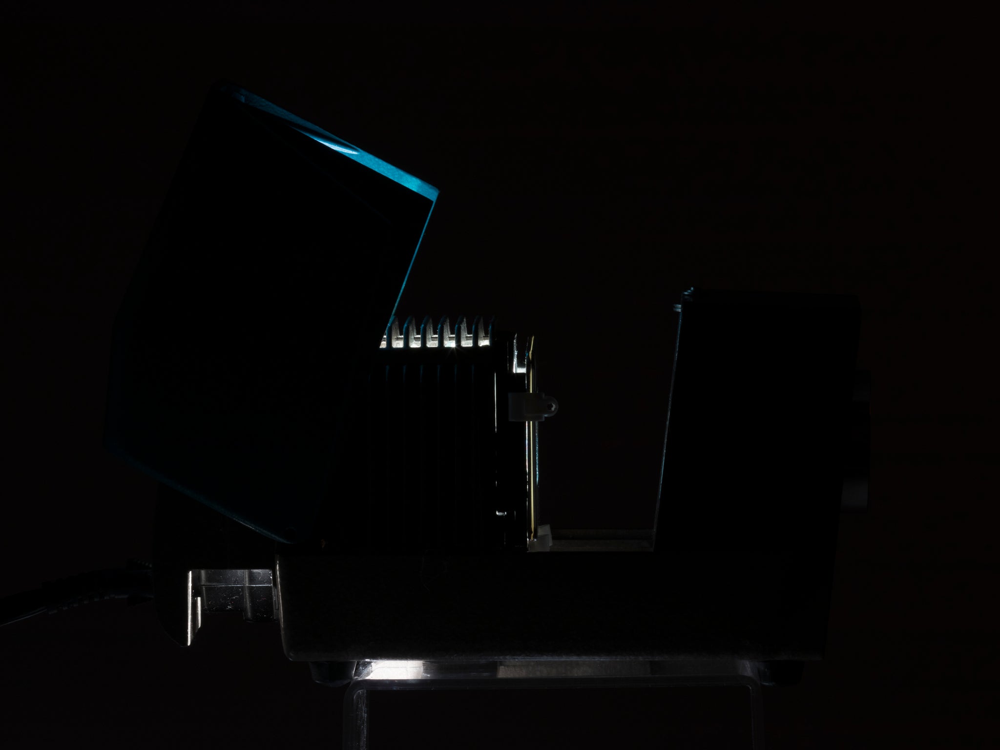 FED Etude compact 35mm slide projector – New Wave Pool