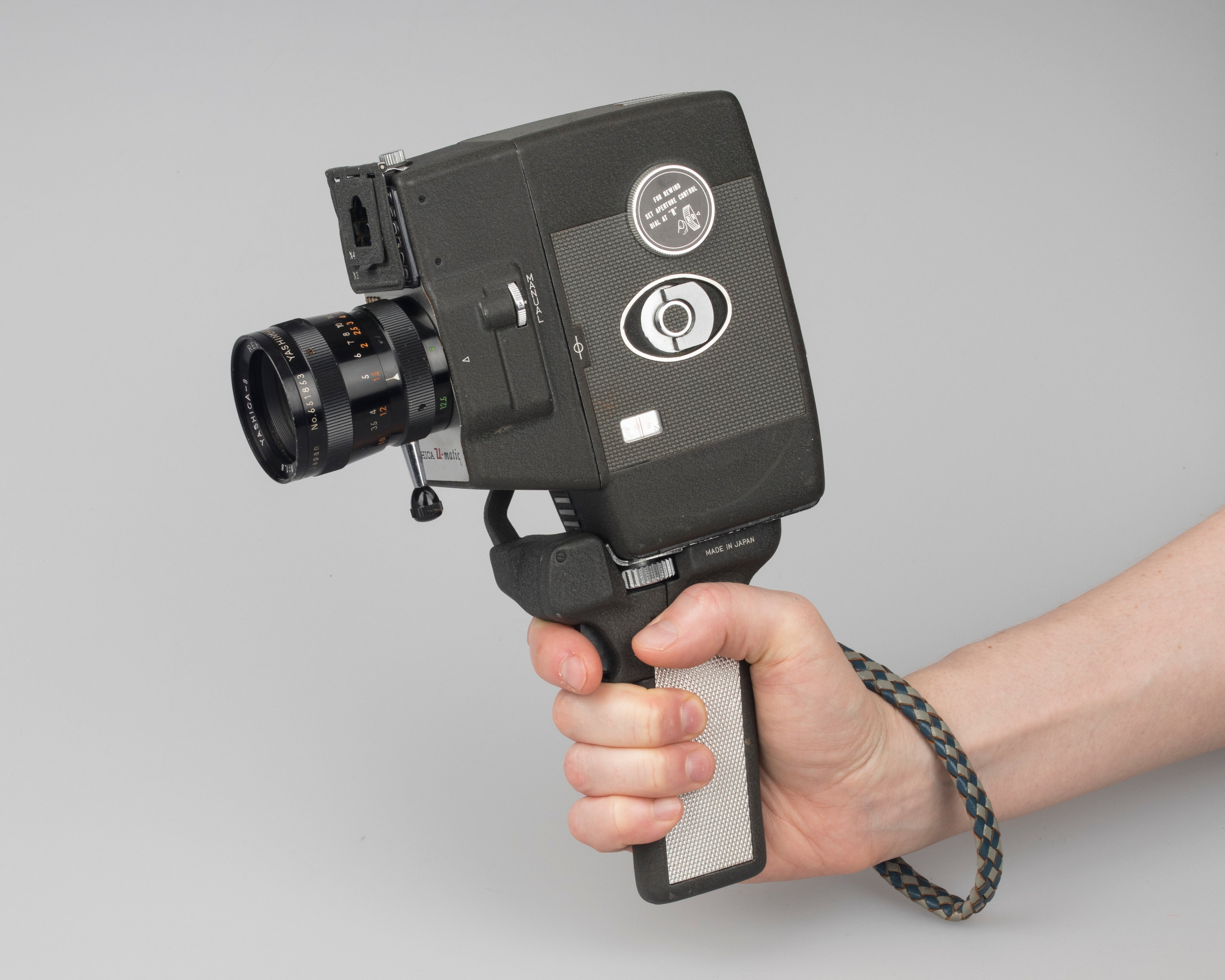 Yashica u-Matic 8mm movie camera – New Wave Pool