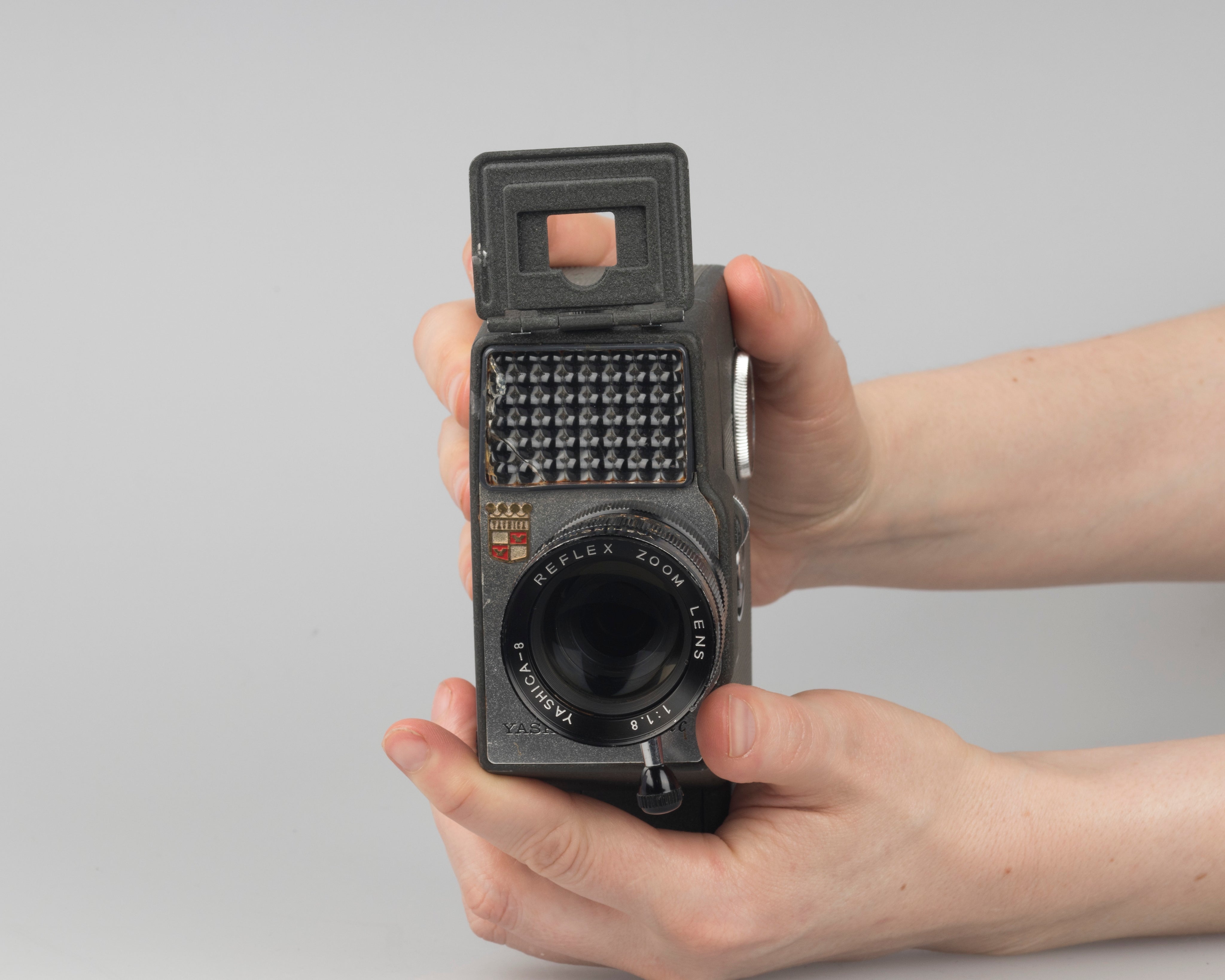 Yashica u-Matic 8mm movie camera – New Wave Pool