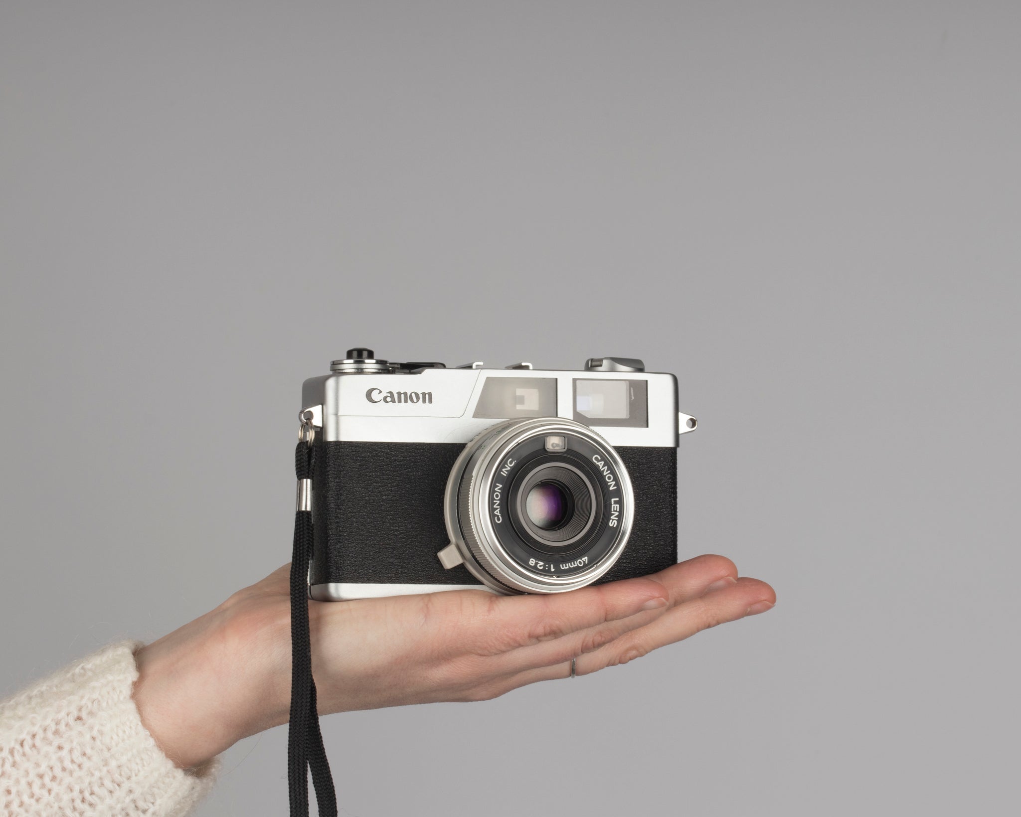 Canon Canonet 28 rangefinder 35mm camera – New Wave Pool