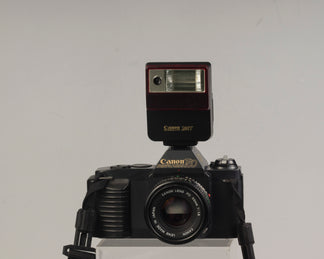 Canon T50 35mm film SLR camera w/50mm f1.8 lens + Speedlite flash (ser ...
