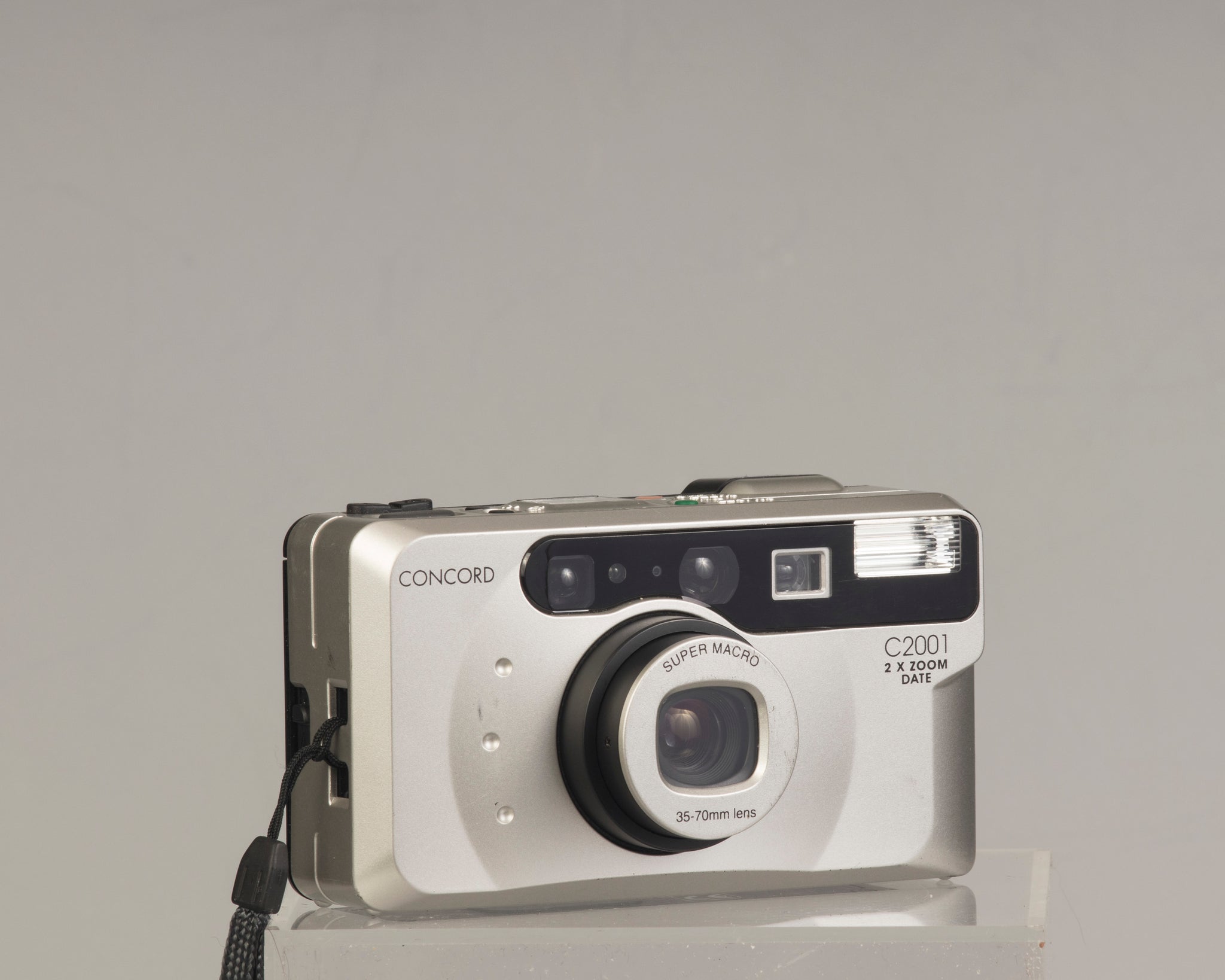 Concord C2001 compact auto-focus 35mm camera – New Wave Pool