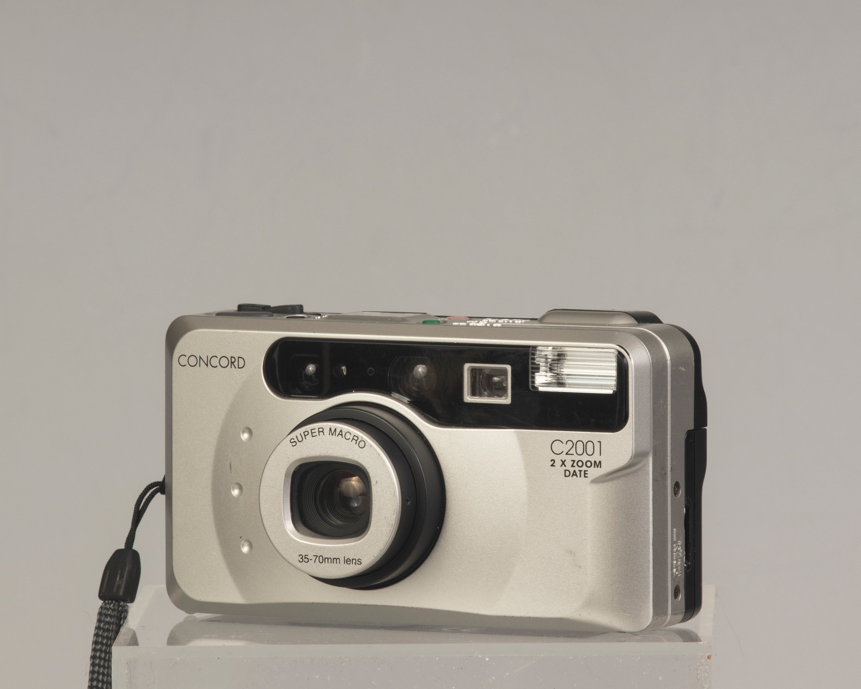 Concord C2001 compact auto-focus 35mm camera – New Wave Pool