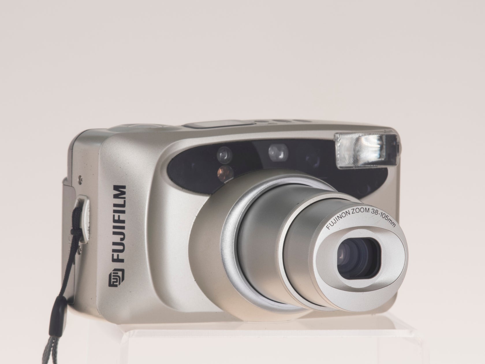 Fujifilm Discovery S1050 Zoom Date – New Wave Pool