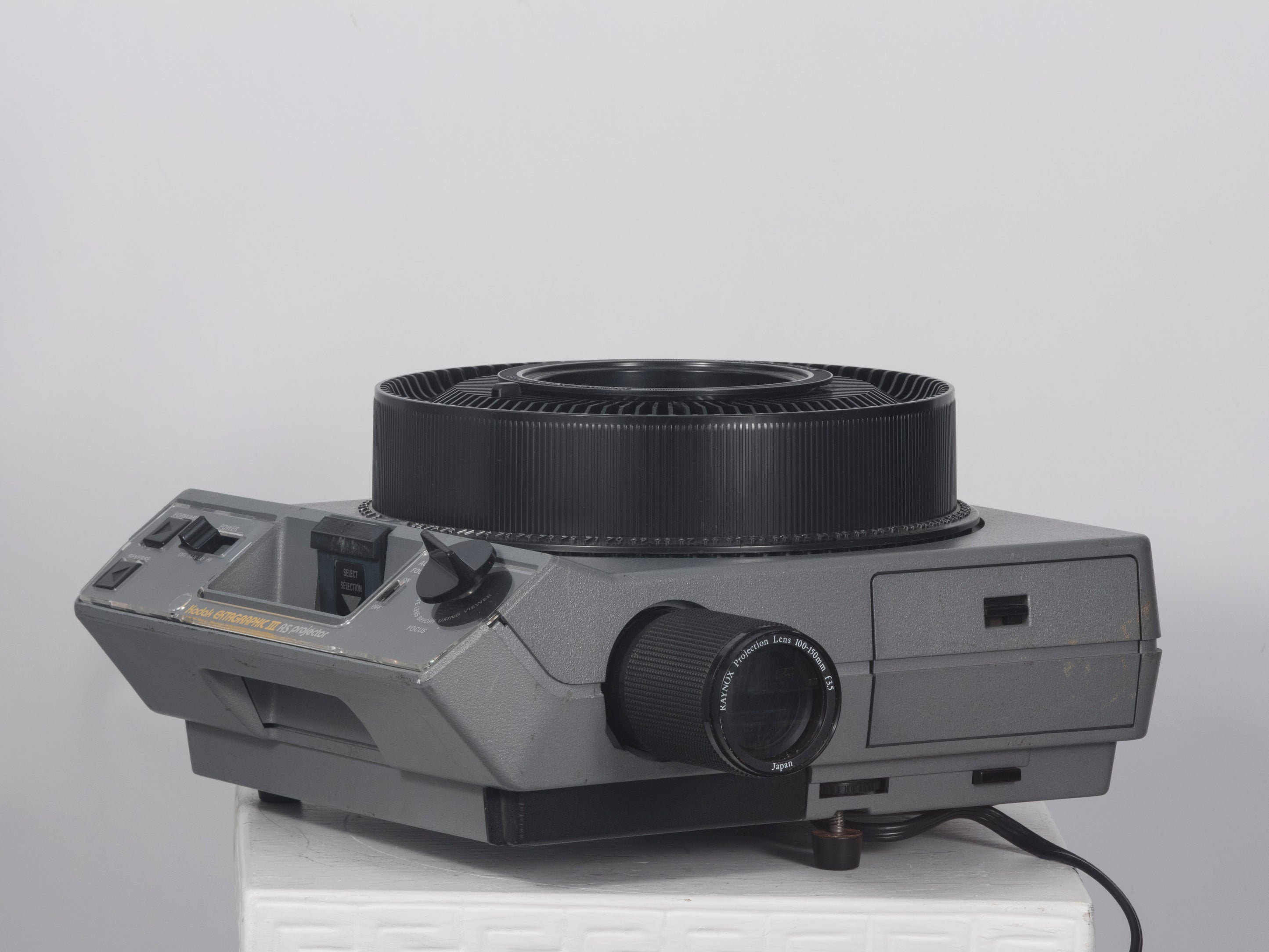 Kodak Ektagraphic III AS 35mm slide projector – New Wave Pool