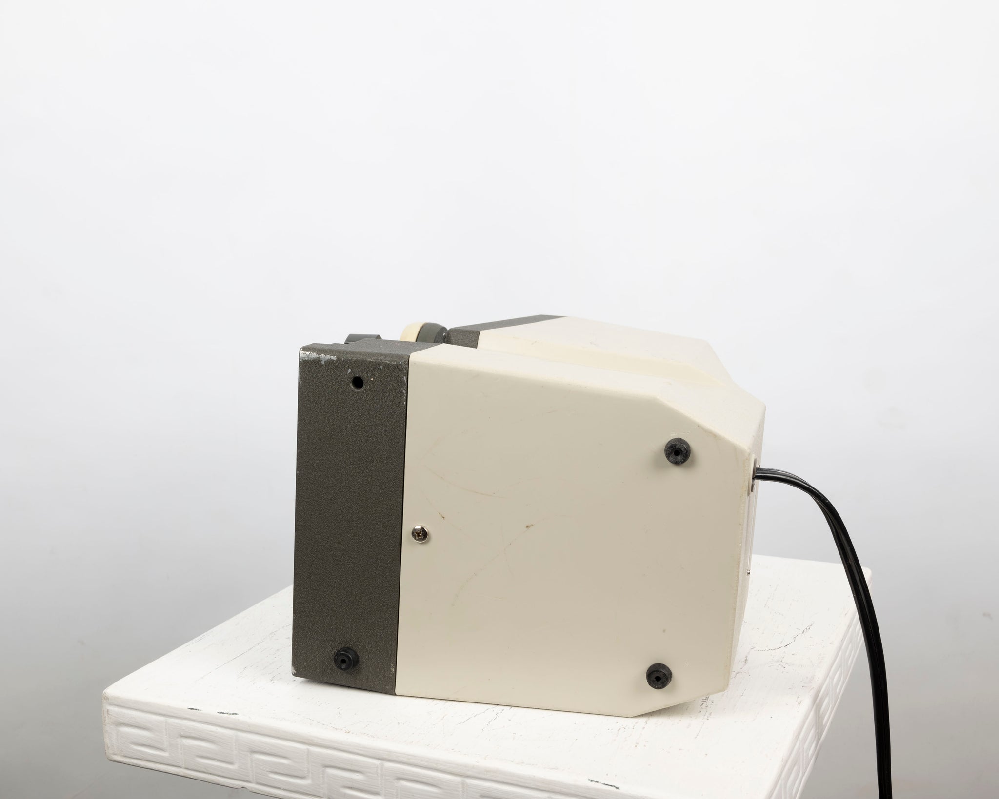 Magnon D-300 Instadual Deluxe Dual Super 8 and 8mm Viewer/Editor – New ...