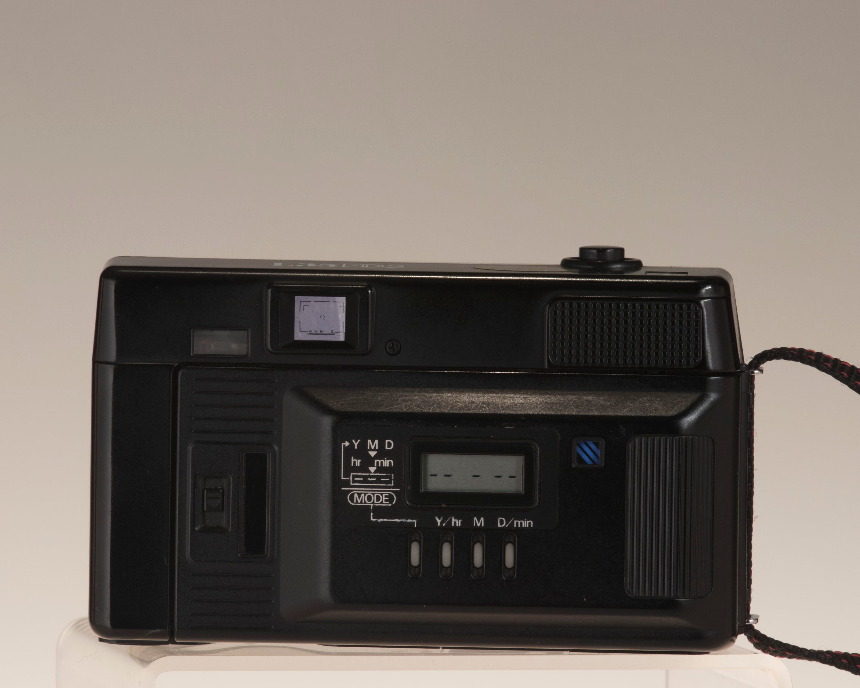 Nikon L35AD2 35mm camera – New Wave Pool