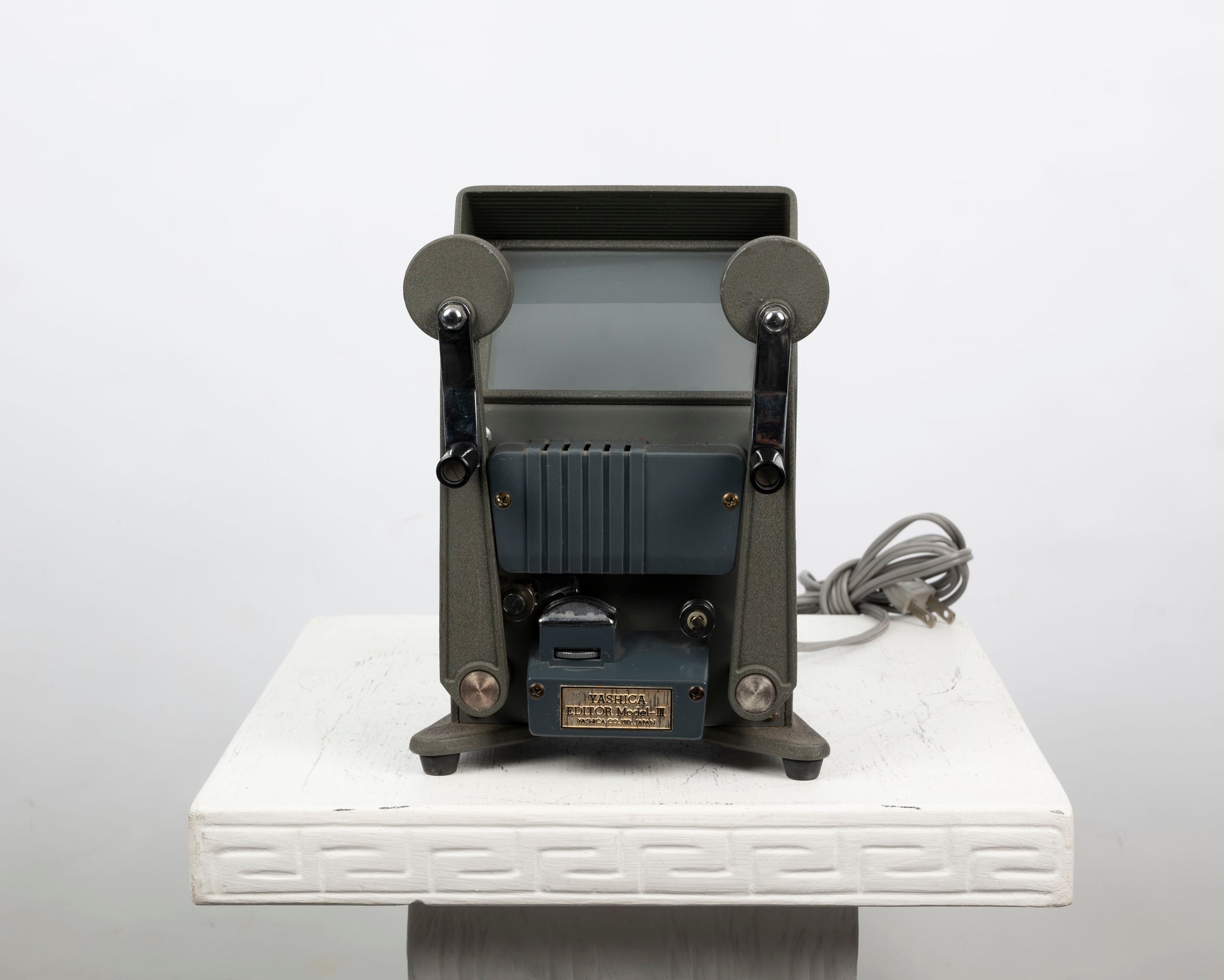 Yashica Editor Model III 8mm film viewer/editor – New Wave Pool